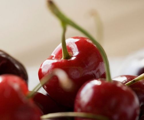 5 Benefits of Cherry Juice in Gout (Science Backed)